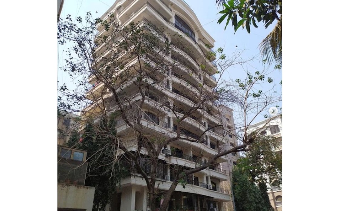 Rawtani Gardens , Khar West Flats Apartments on Rent, Sale & Lease